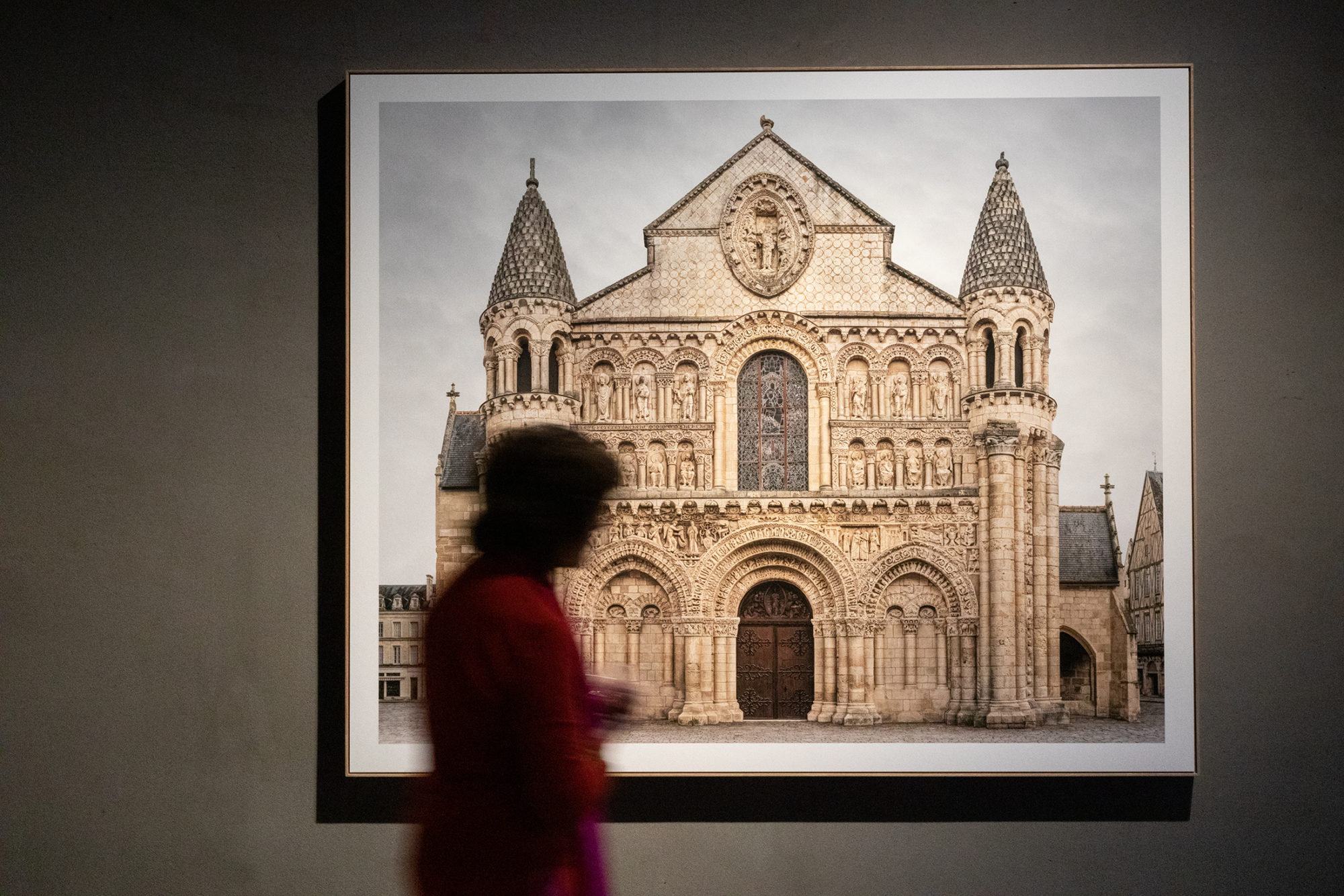 Markus Brunetti, Romanesque FACADES — Axel Vervoordt