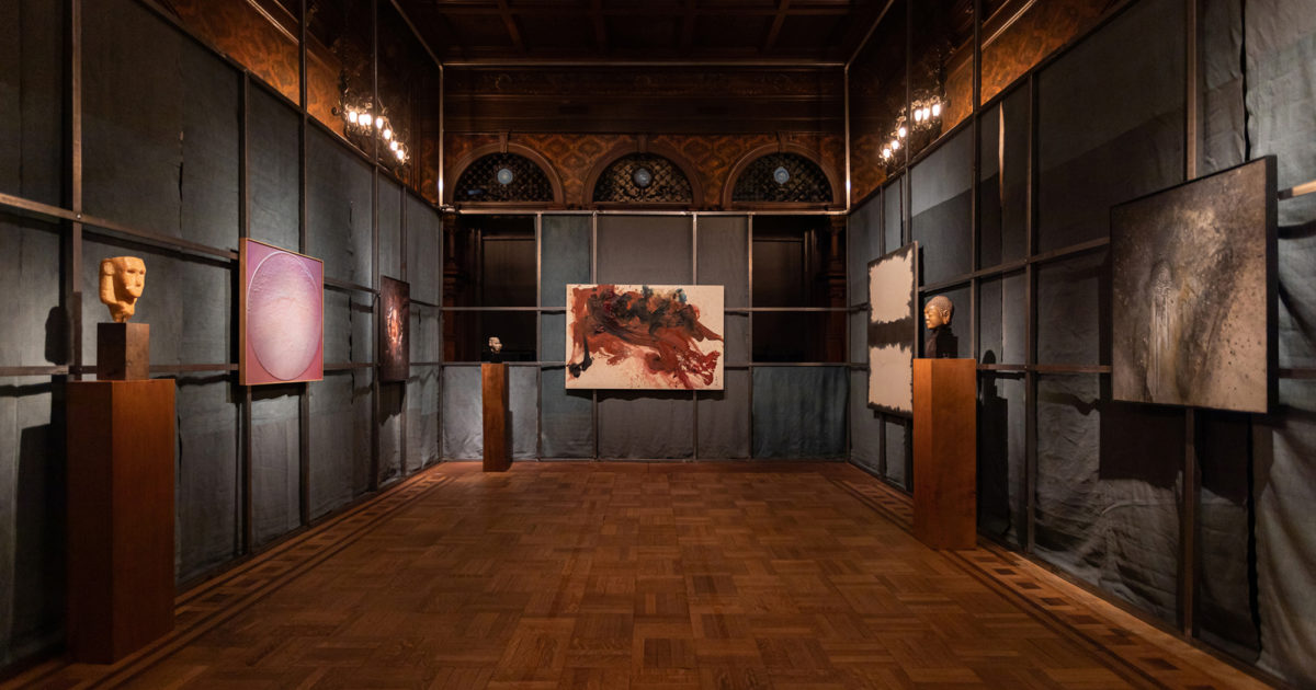 Five fantastic booths at TEFAF New York according to Ocula — Axel Vervoordt