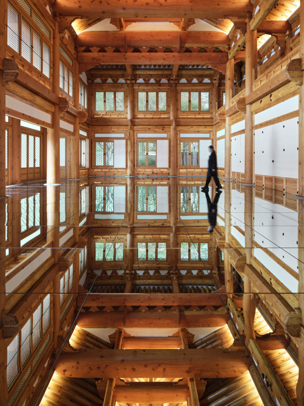 Kimsooja at Sunhyewon, Seoul — Axel Vervoordt